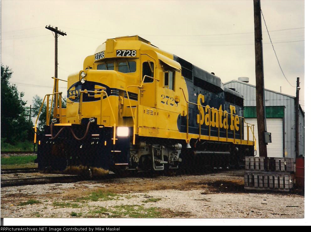 BNSF 2728 GP 30